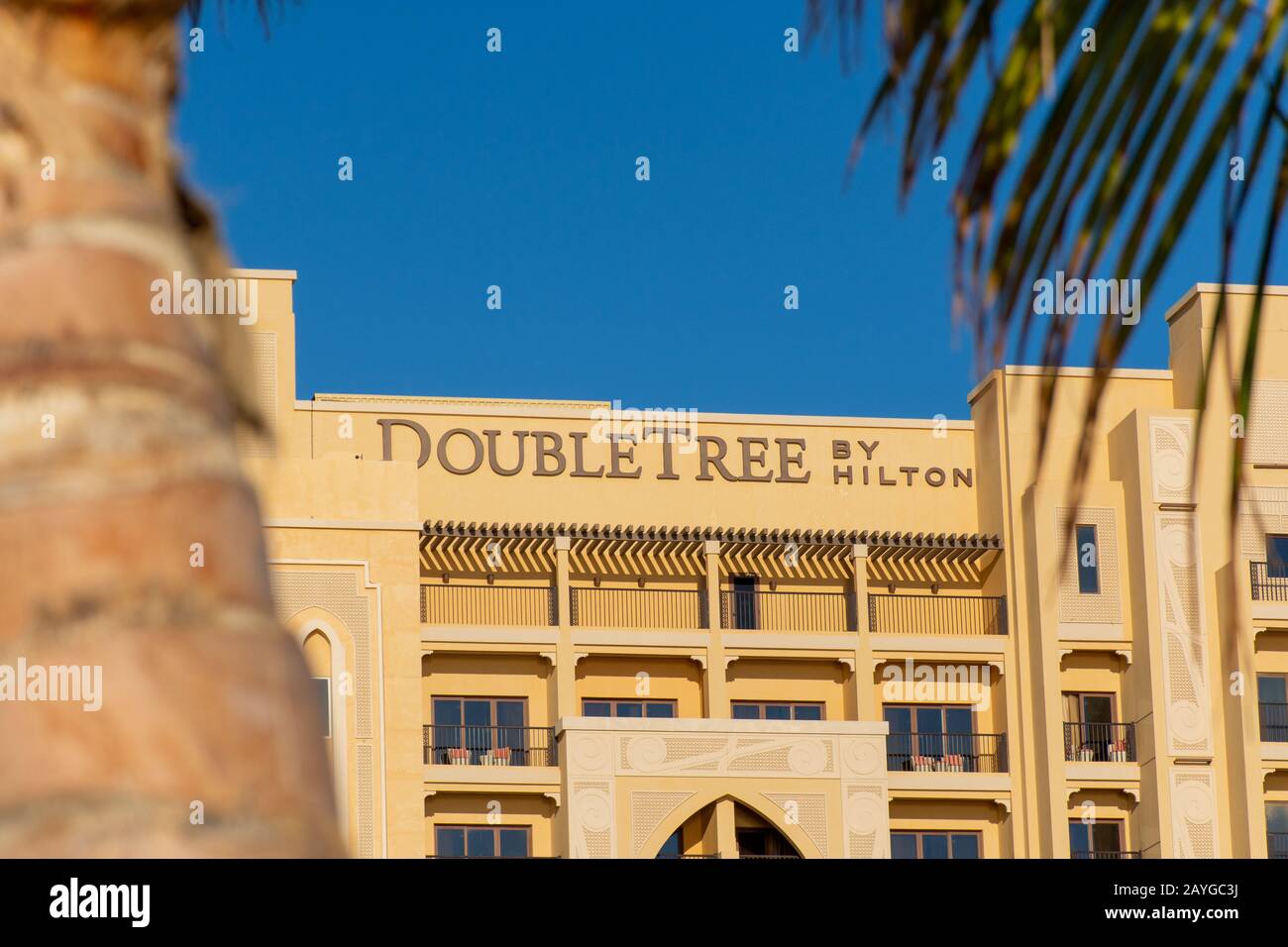 Double tree hilton sign hi-res stock photography and images - Alamy