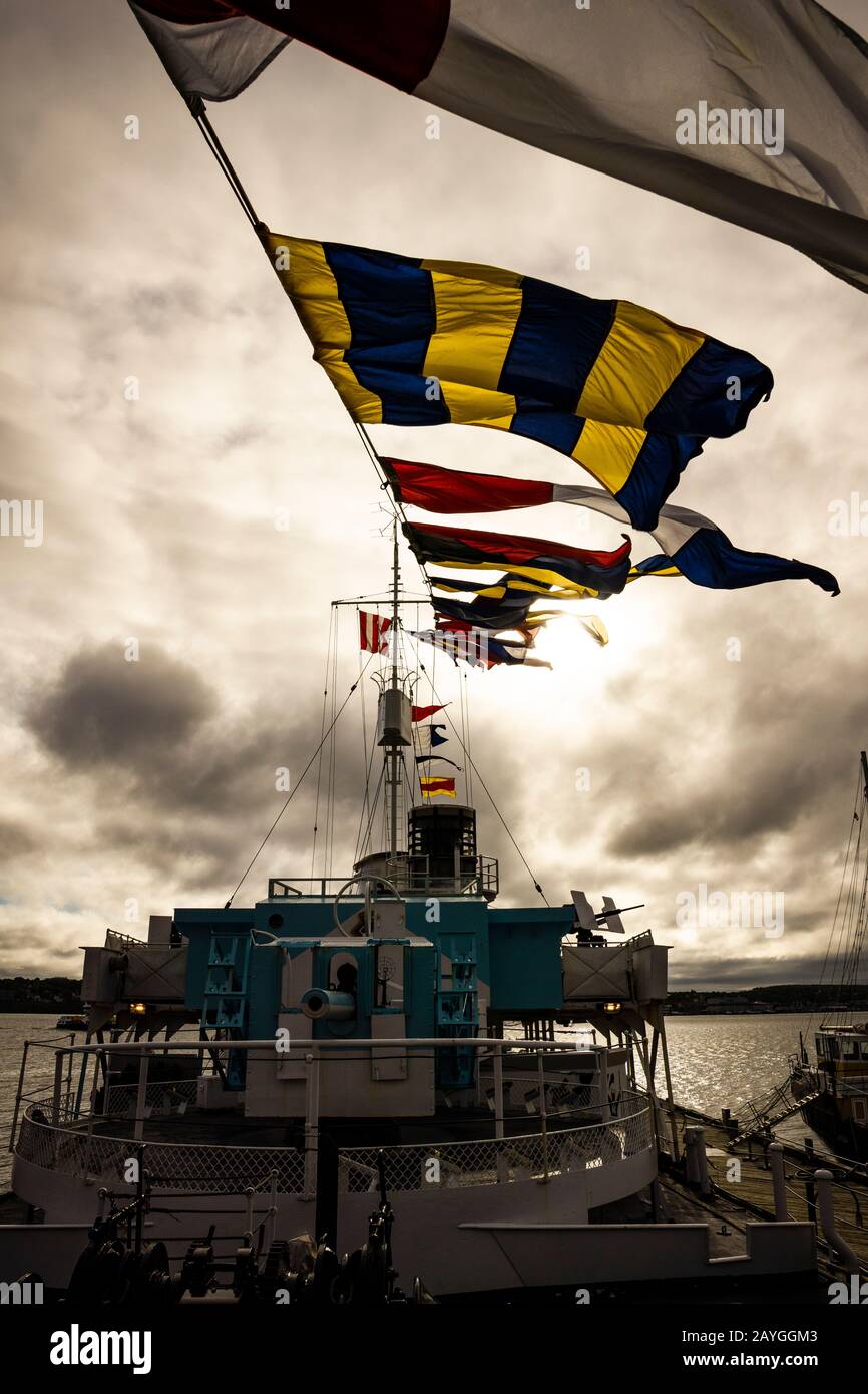 Flower class corvette hi-res stock photography and images - Alamy