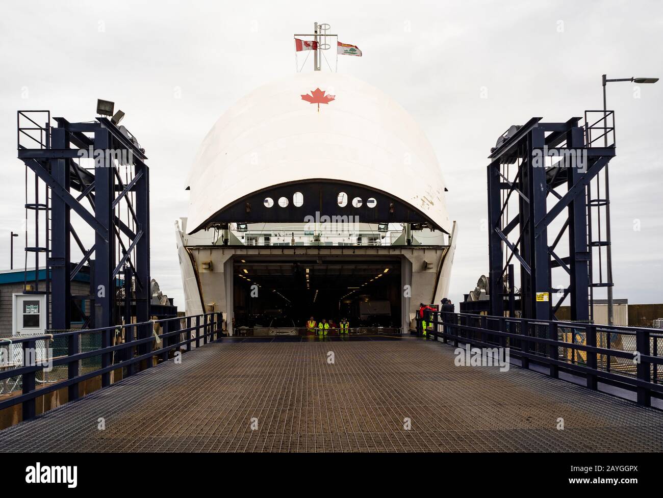 Roro ramp hi-res stock photography and images - Alamy