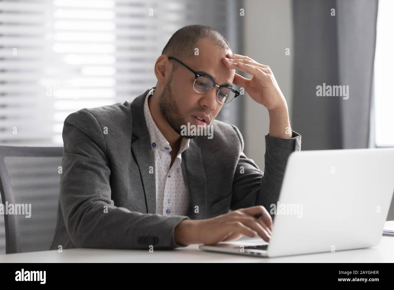 Solving project problem hi-res stock photography and images - Alamy