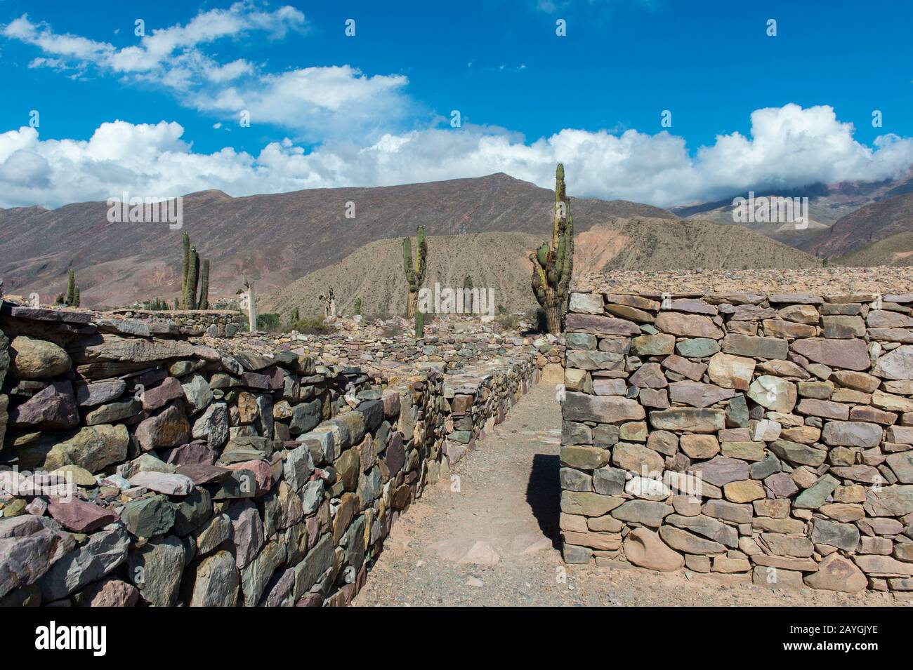 Inca houses hi-res stock photography and images - Alamy
