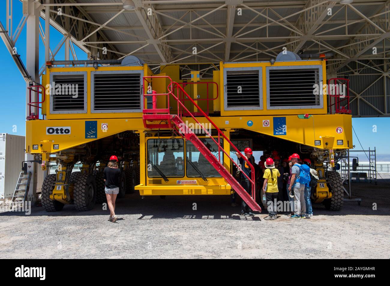 A transporter for the radio telescopes at the ALMA (Atacama Large ...