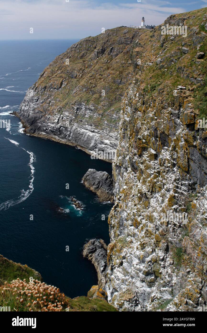 Barra Head lighthouse, highest light in the UK, Berneray, Western Isles ...