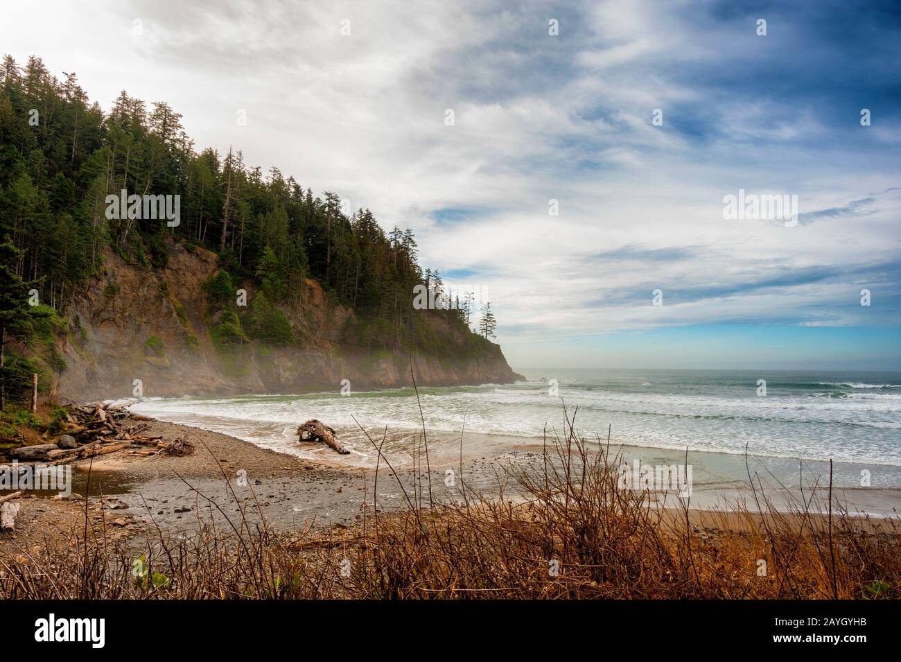 Surfer landscape hi-res stock photography and images - Alamy