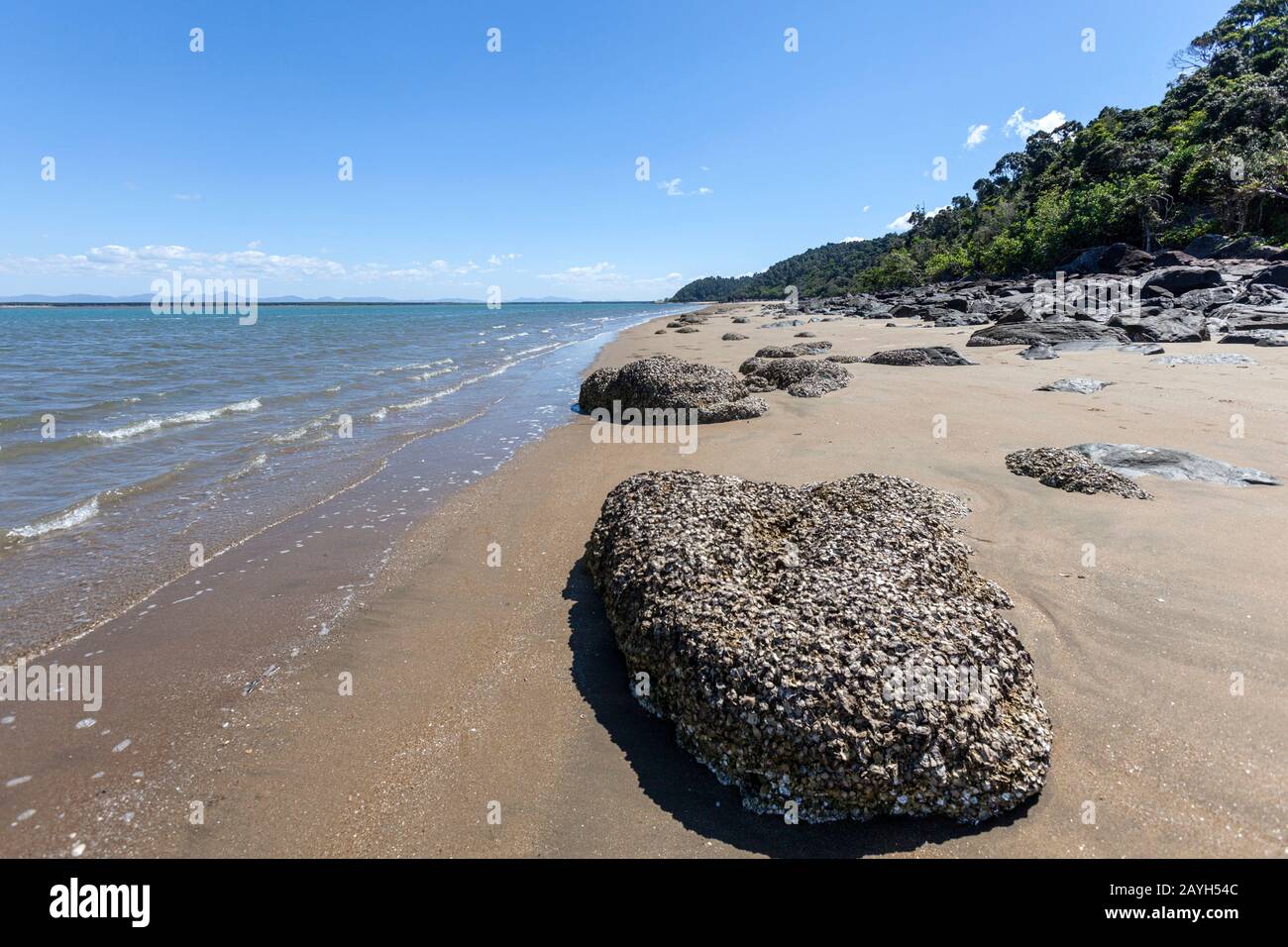 Whitsunday island region hi-res stock photography and images - Alamy