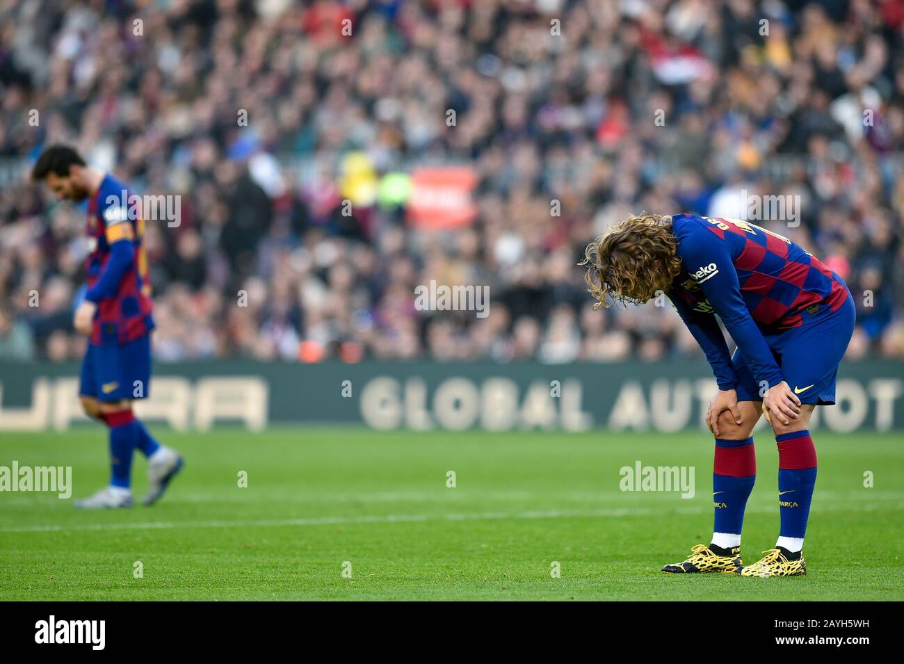 Leo messi floor hi-res stock photography and images - Alamy