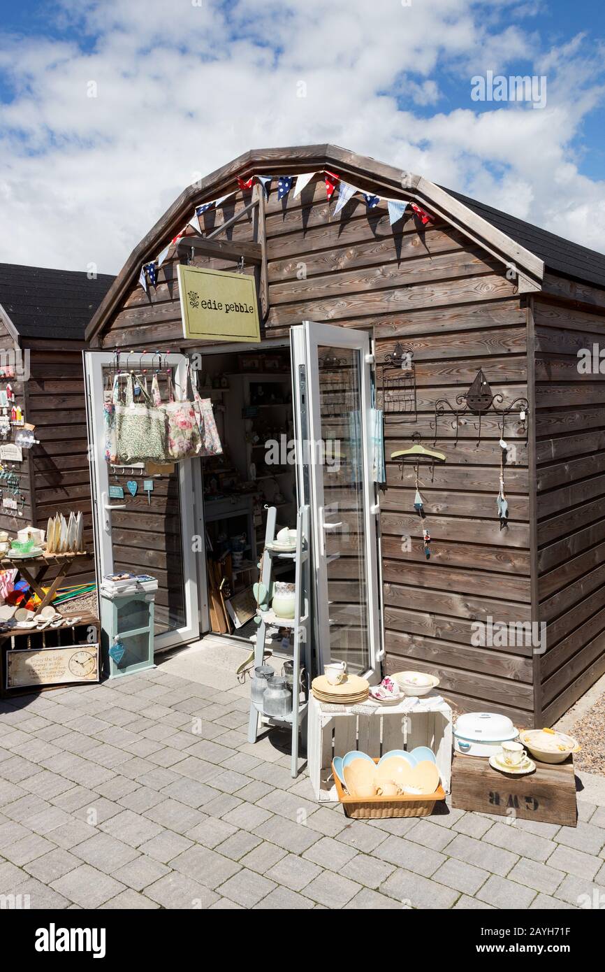 Amble Harbour Village, Nothumberland Stock Photo - Alamy