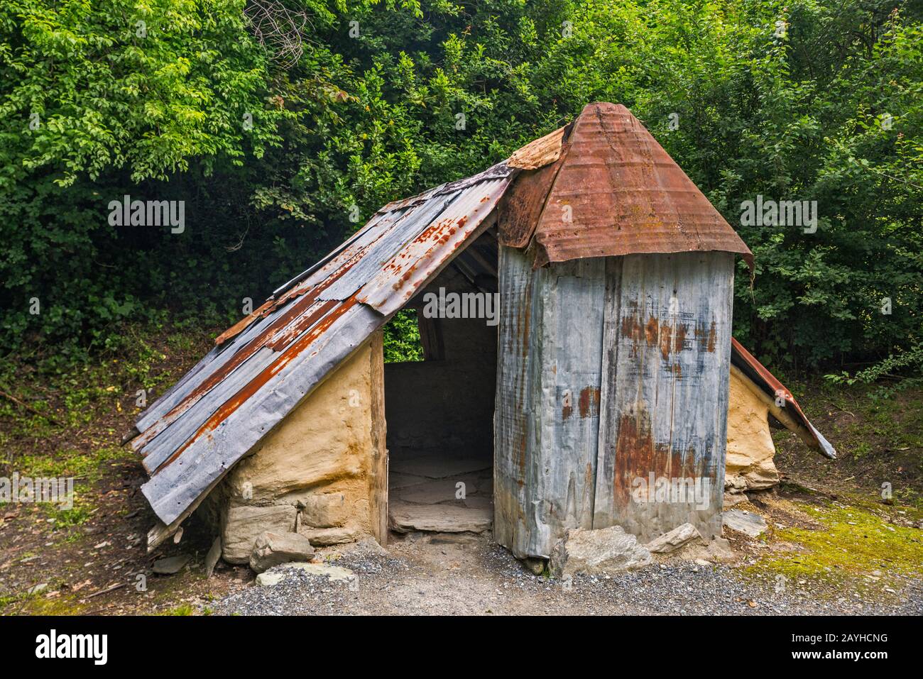 Kong Lum hut at Chinese Settlement 19th cent village, built by Chinese ...