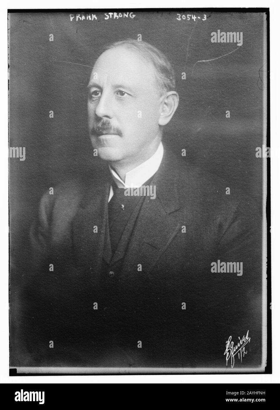 Frank strong hi-res stock photography and images - Alamy