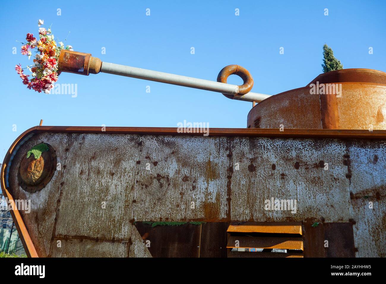 Fake tank hi-res stock photography and images - Alamy