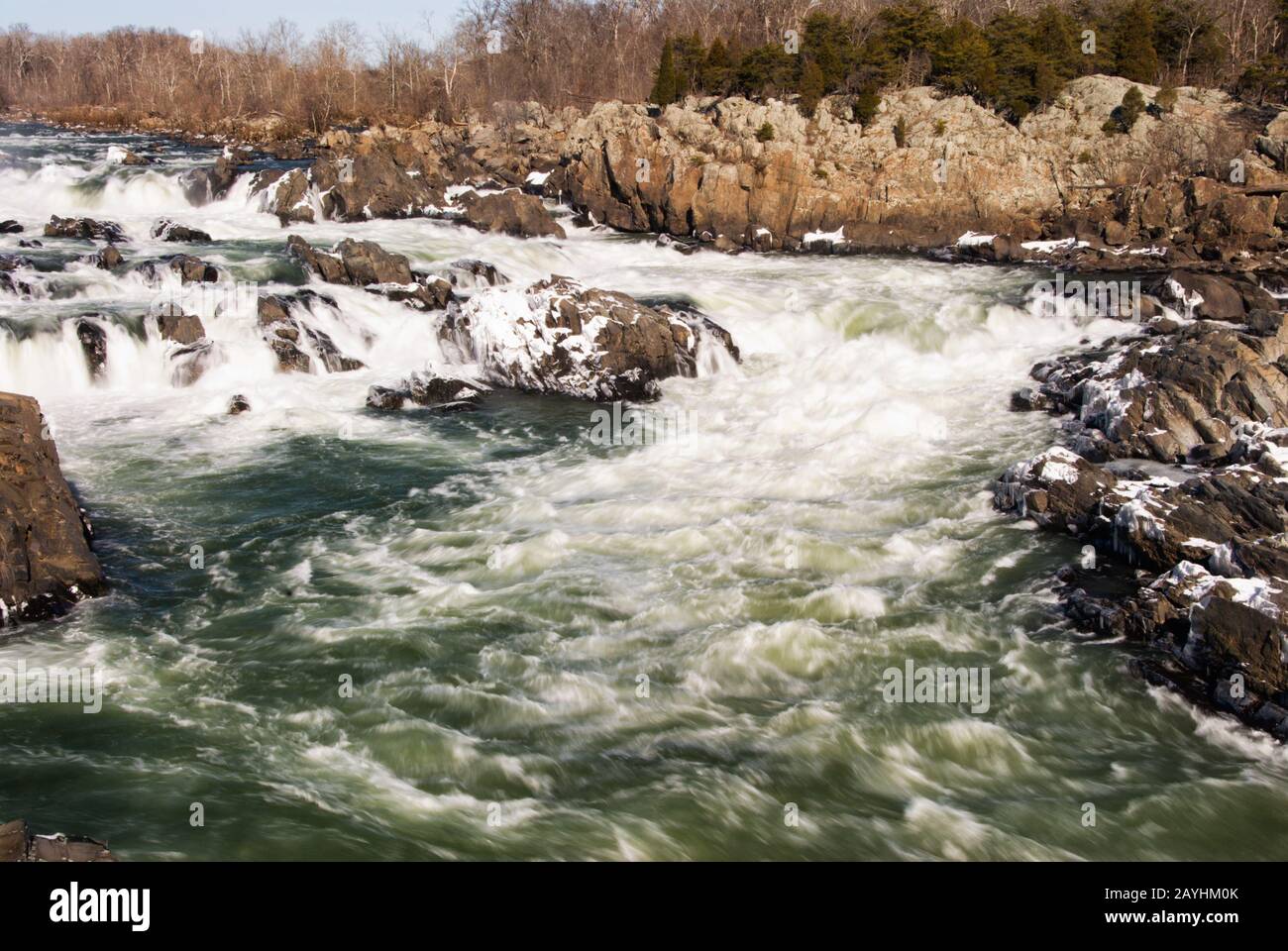 Slow shutter speed on waterfall hi-res stock photography and images - Alamy