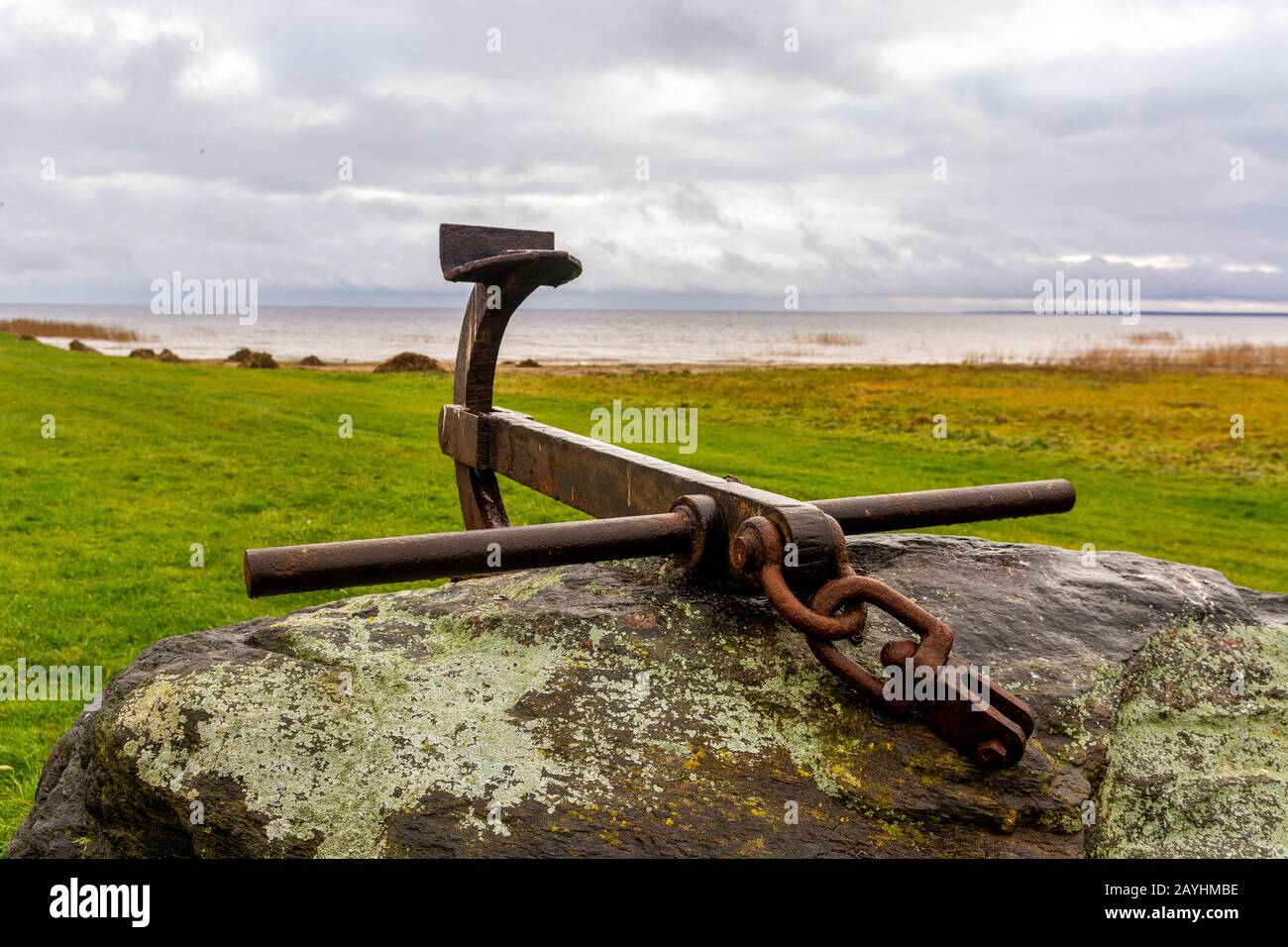 Anchor line building hi-res stock photography and images - Alamy