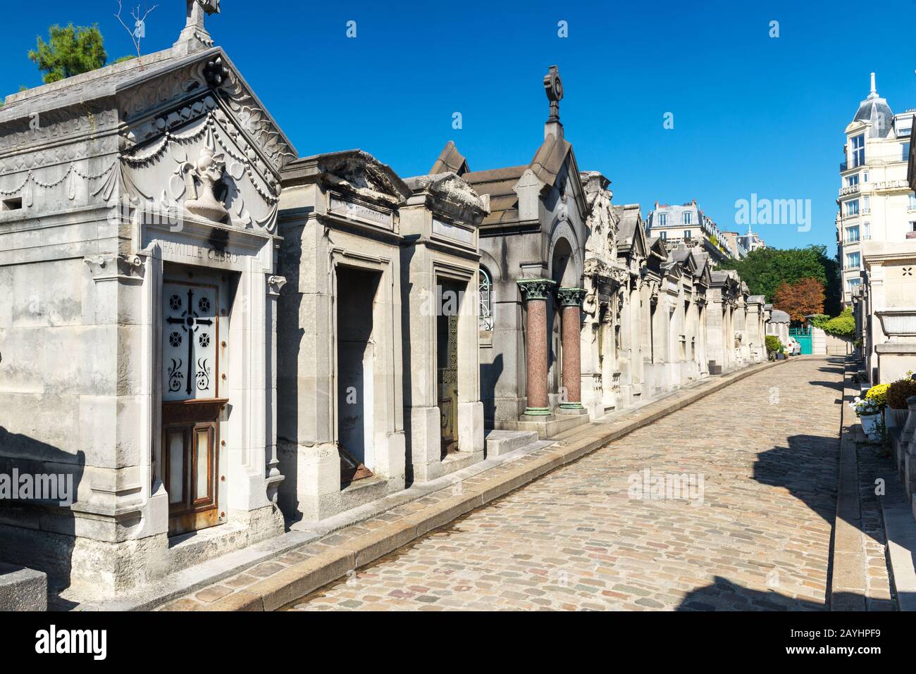 Old catholic cemetery hi-res stock photography and images - Alamy