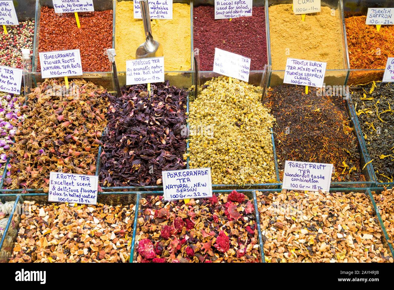 Oriental spices and tea at the Grand Bazaar in Istanbul, Turkey Stock ...