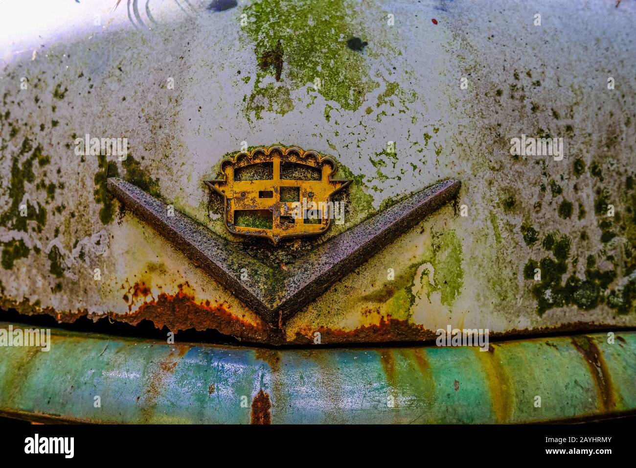 Old Rusty Cadillac Logo Stock Photo - Alamy