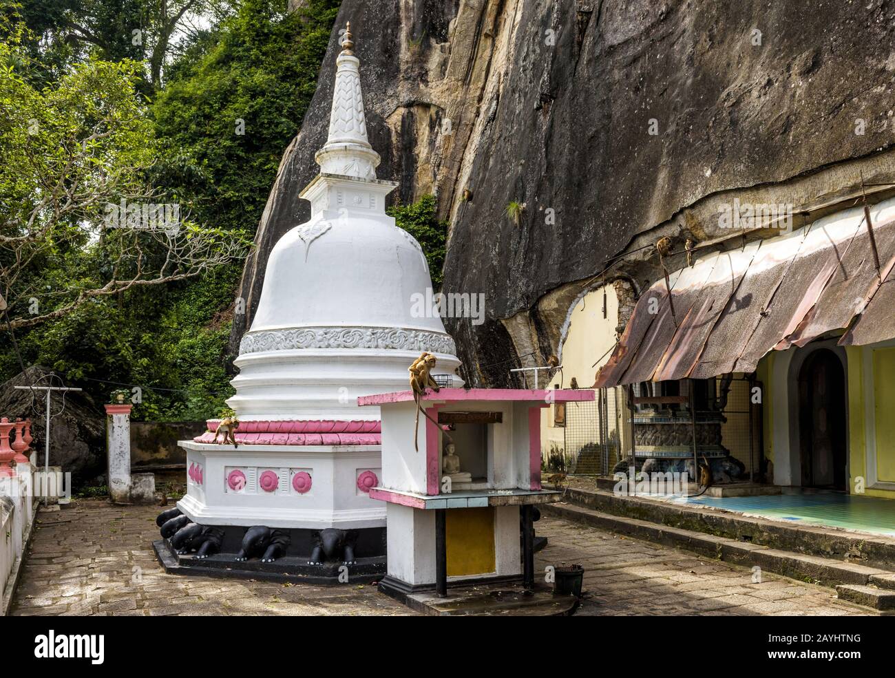 Mulkirigala Raja Maha Vihara is an ancient Buddhist cave temple in Sri ...