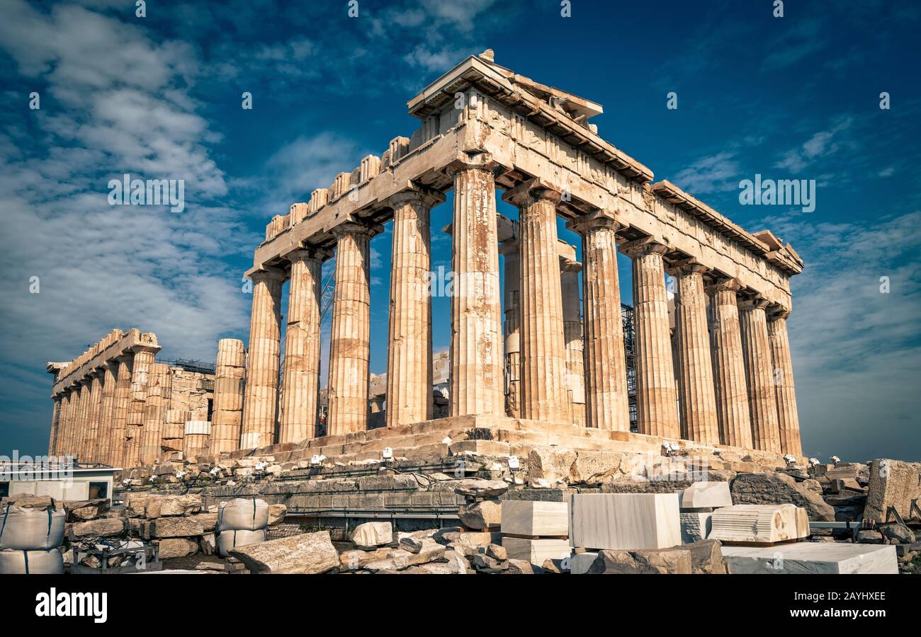 Beautiful sunny view of Parthenon on the Acropolis of Athens, Greece ...