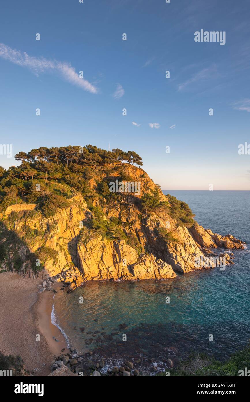 CALA ES CODOLAR BEACH TOSSA DE MAR COSTA BRAVA CATALONIA SPAIN Stock ...