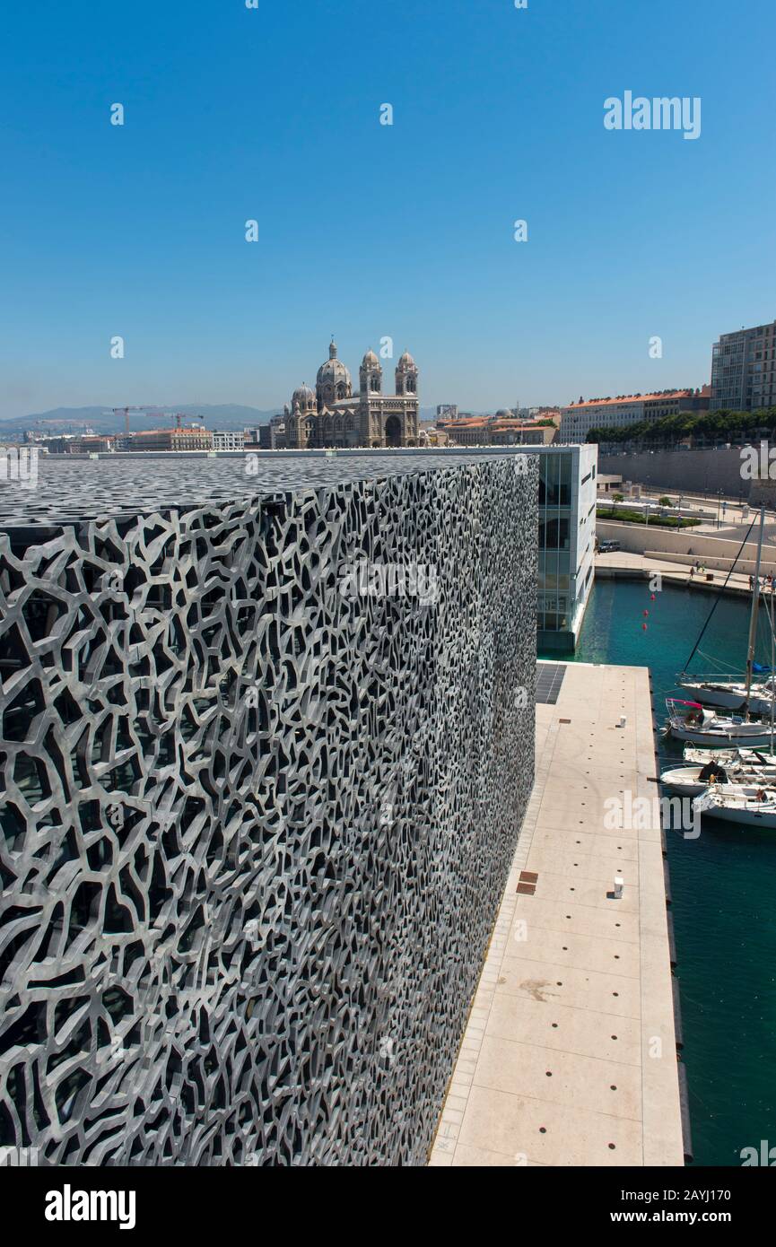 The concrete latticework shell of the MuCEM (Museum of European ...