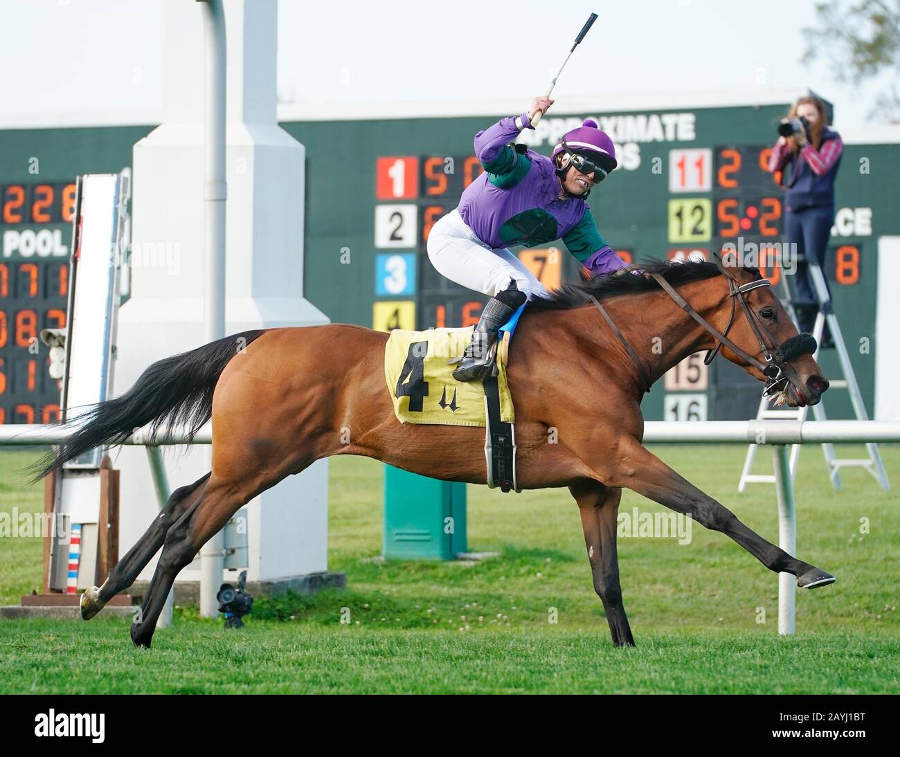 New Chantal Sutherland