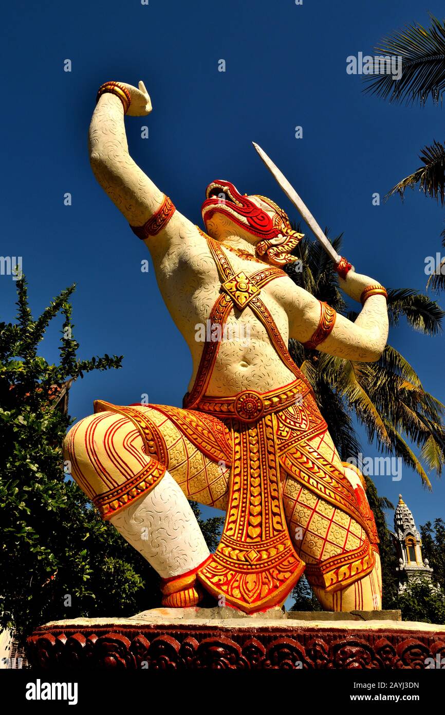 Old wat ek phnom hi-res stock photography and images - Alamy