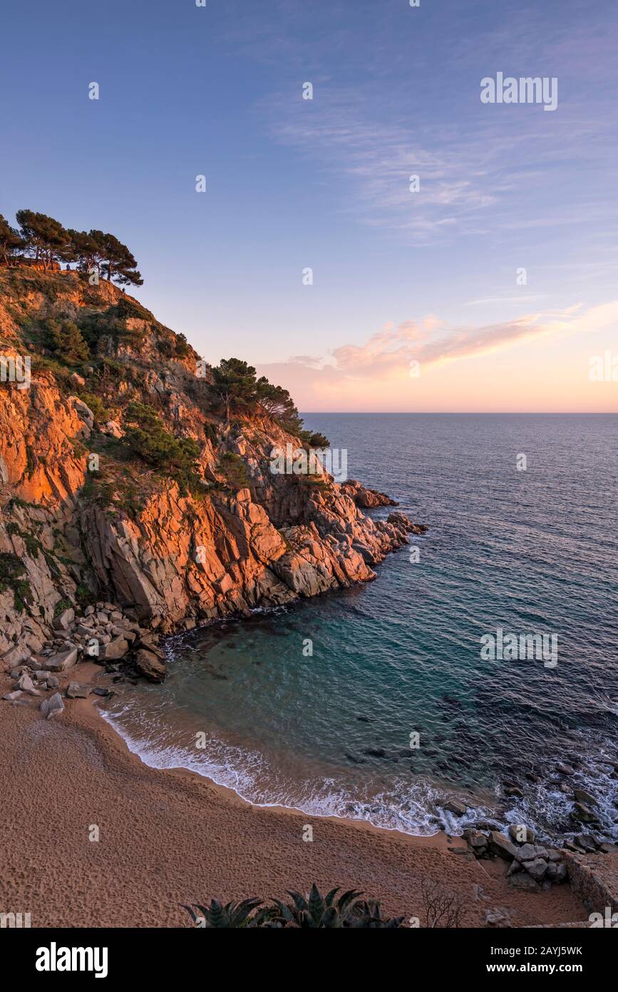 CALA ES CODOLAR BEACH TOSSA DE MAR COSTA BRAVA CATALONIA SPAIN Stock ...