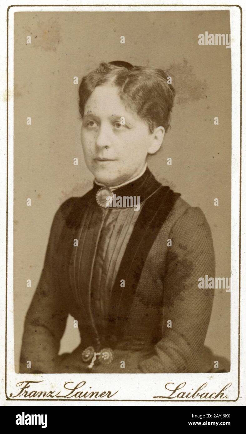 Lainer hi-res stock photography and images - Alamy