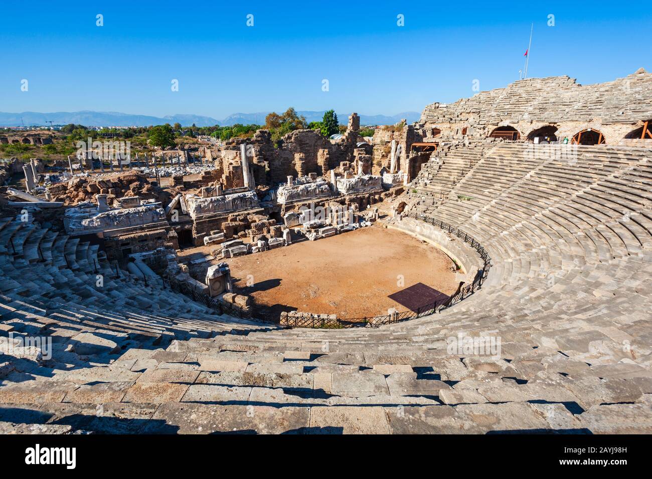 Ancient roman amphitheater side hi-res stock photography and images - Alamy