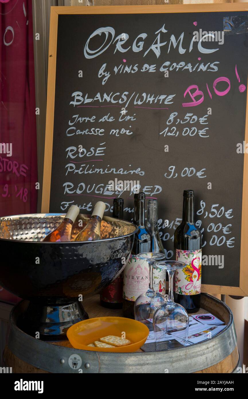 Azur wines hi-res stock photography and images - Alamy