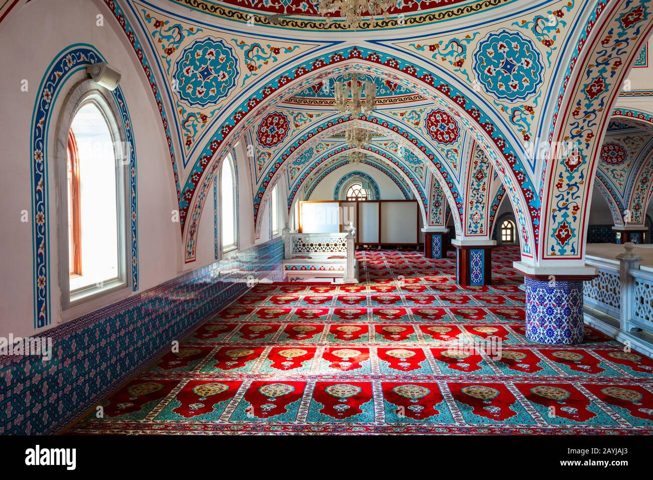 MANAVGAT, TURKEY - NOVEMBER 08, 2019: Merkez Kulliye Cami or Manavgat ...