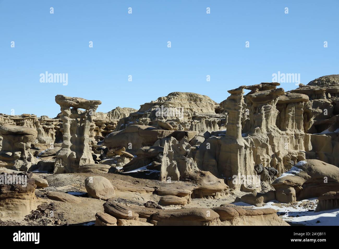 Strange Rock Formation in Bisti Badlands (Alien Throne) New Mexico USA ...