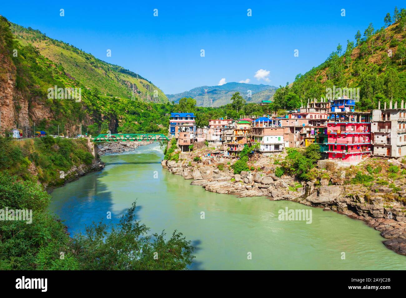 Sutlej river in Luhri village and Himalaya mountains, Himachal Pradesh ...