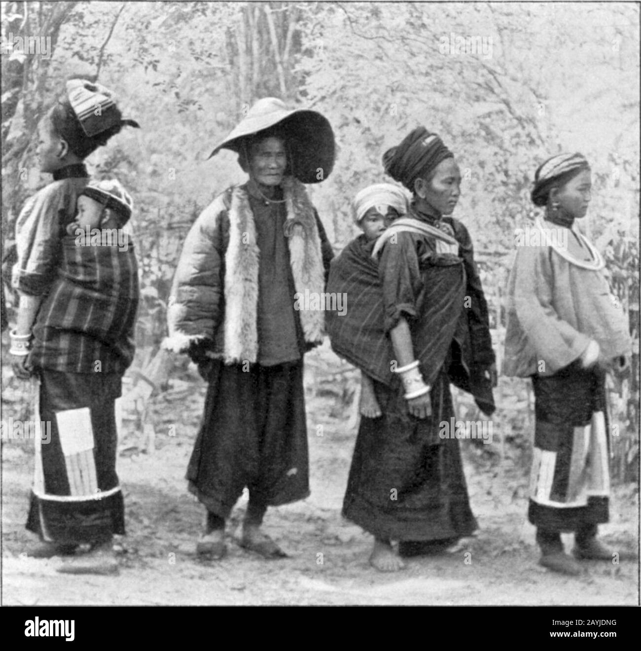 Shan frauen hi-res stock photography and images - Alamy