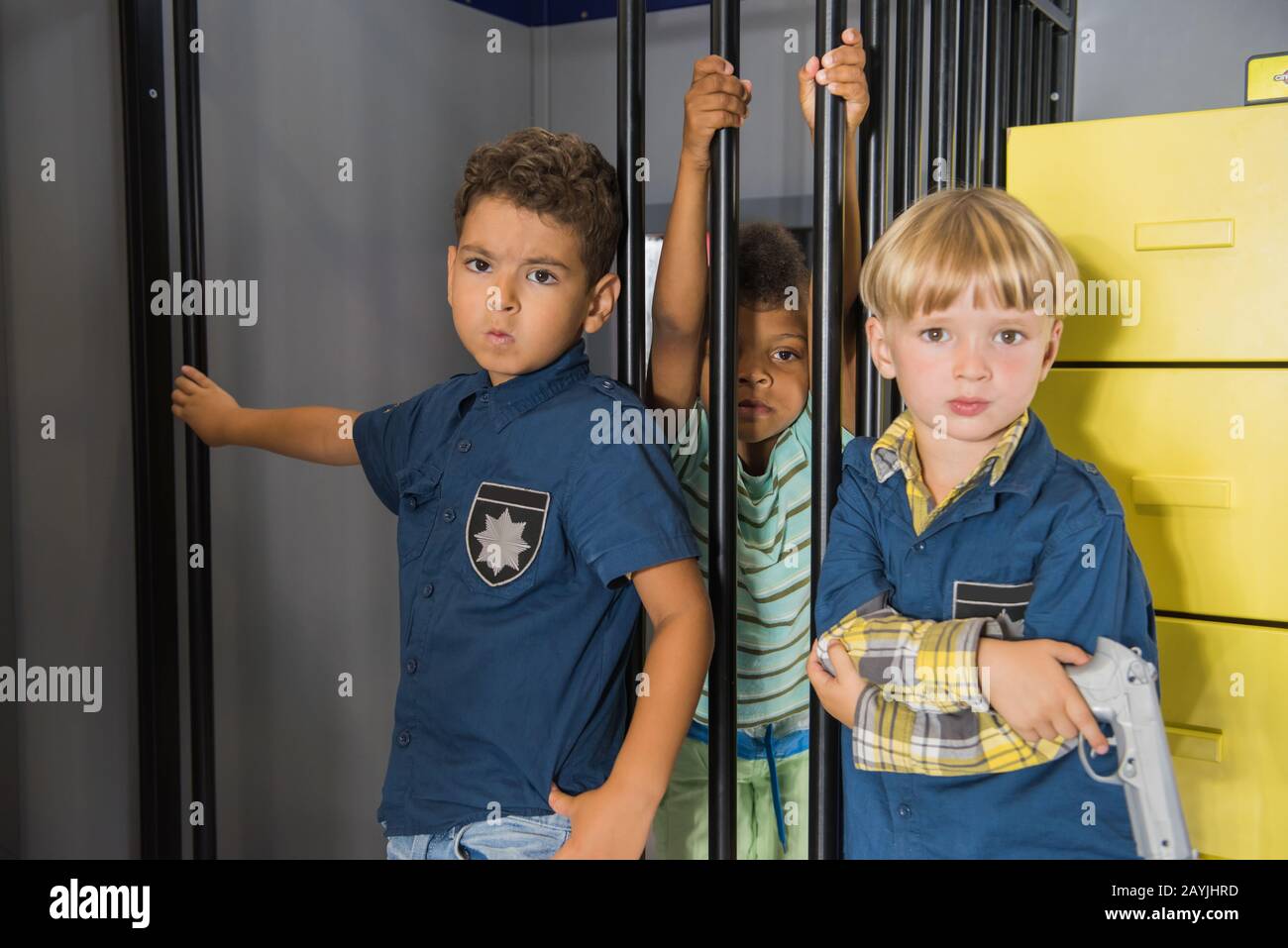 Prison policeman hi-res stock photography and images - Alamy