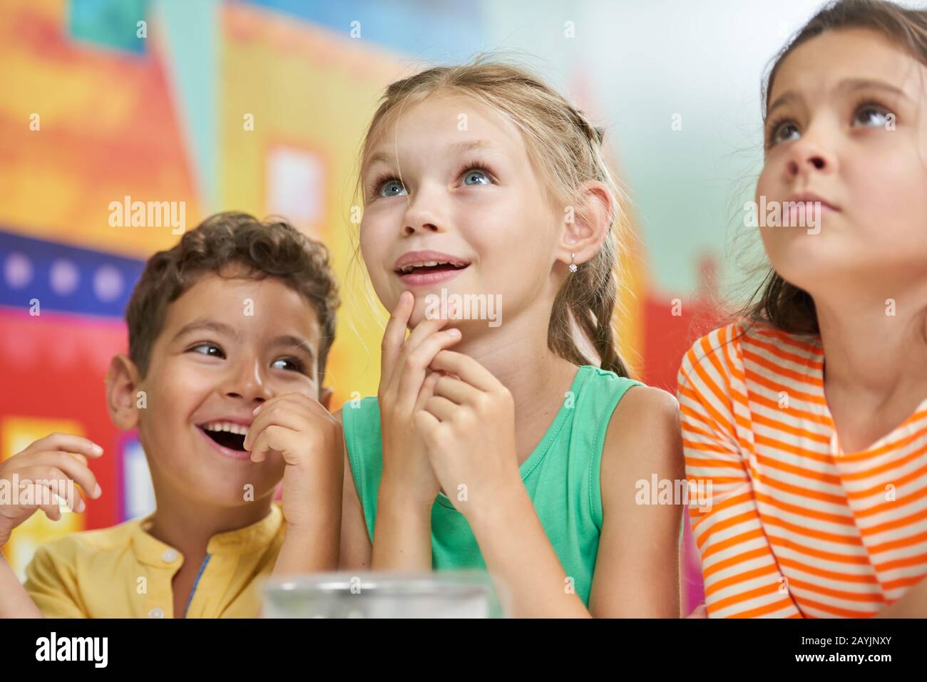 Happy smiling kids Stock Photo - Alamy