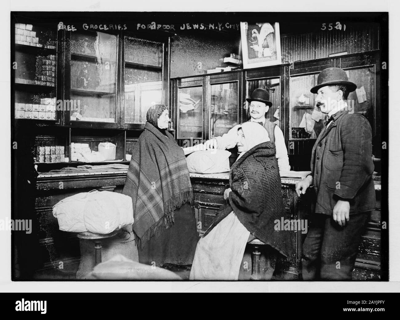 Jews poor hi-res stock photography and images - Alamy