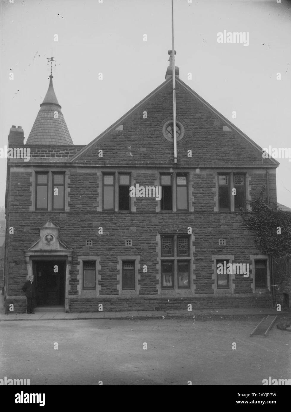 Pontypridd library hi-res stock photography and images - Alamy