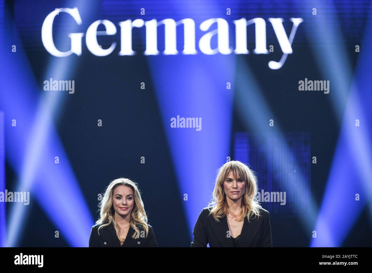 Rust, Germany. 15th Feb, 2020. The runner-up Lara Runarsson (l) from ...