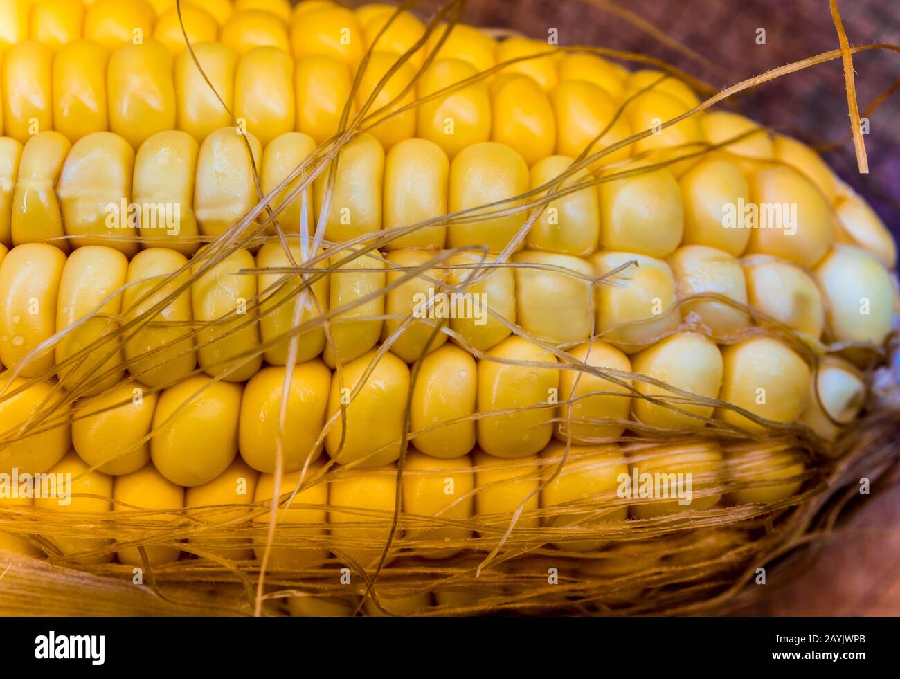 Texture of raw corn cob sweet maize Stock Photo - Alamy