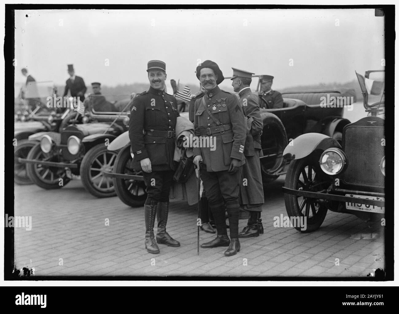 Lt col french hi-res stock photography and images - Alamy