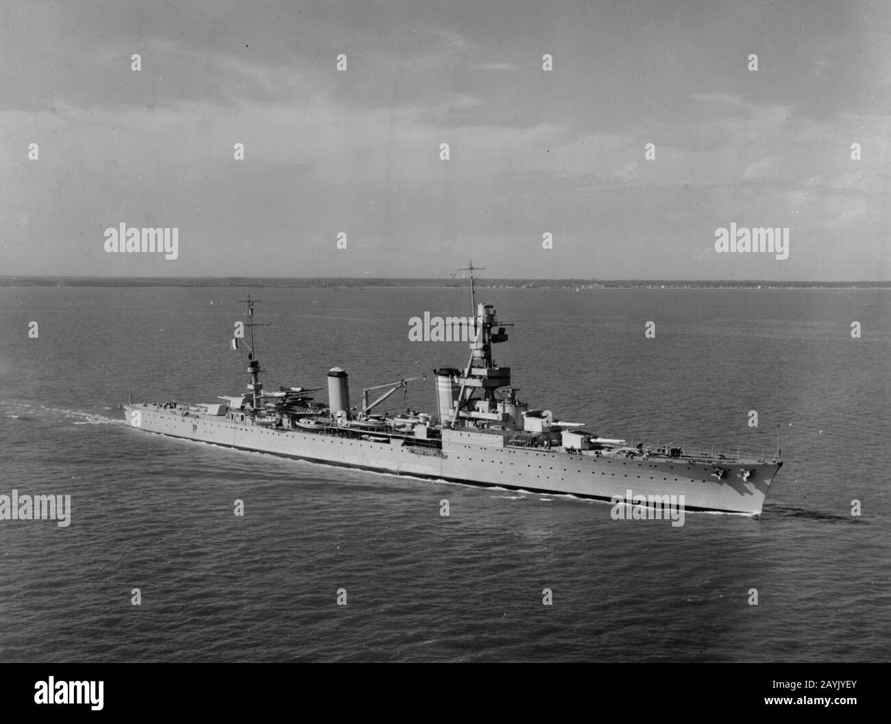 French heavy cruiser Suffren in Hampton Roads on 15 October 1931 Stock ...