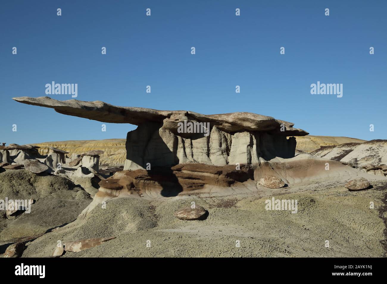 King of Wing, amazing rock formations in Ah-shi-sle-pah wilderness ...