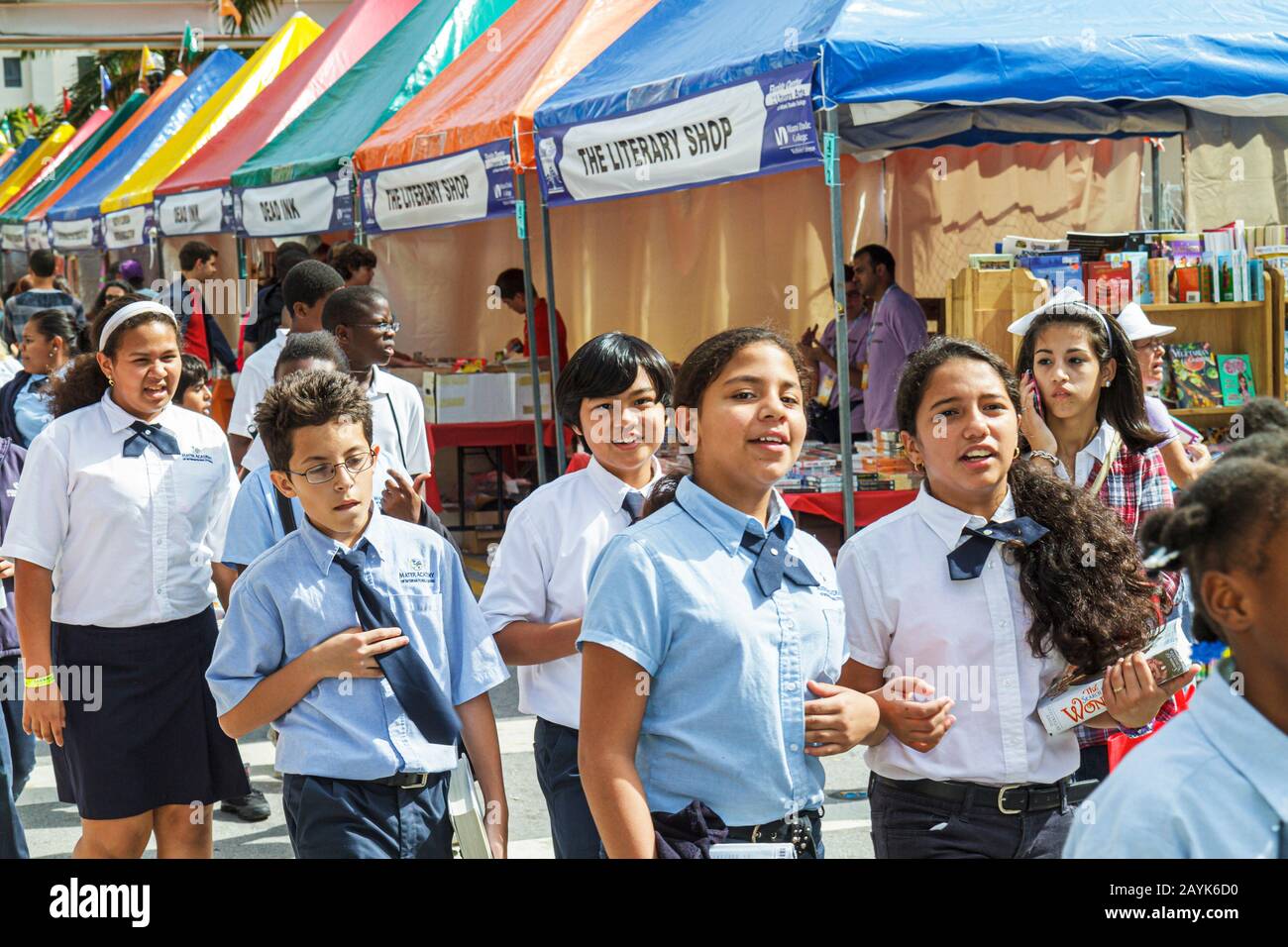 School Kids Shopping Store High Resolution Stock Photography and Images ...