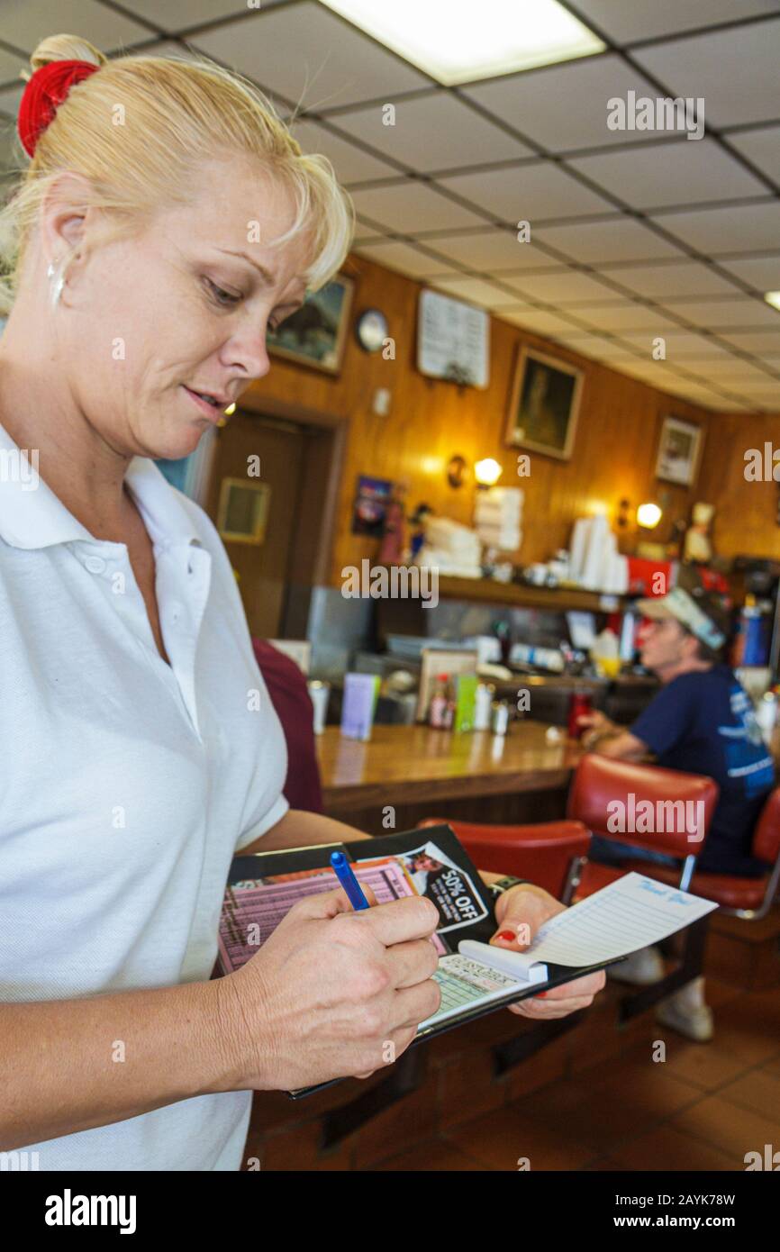 Diner waitress hi-res stock photography and images - Alamy