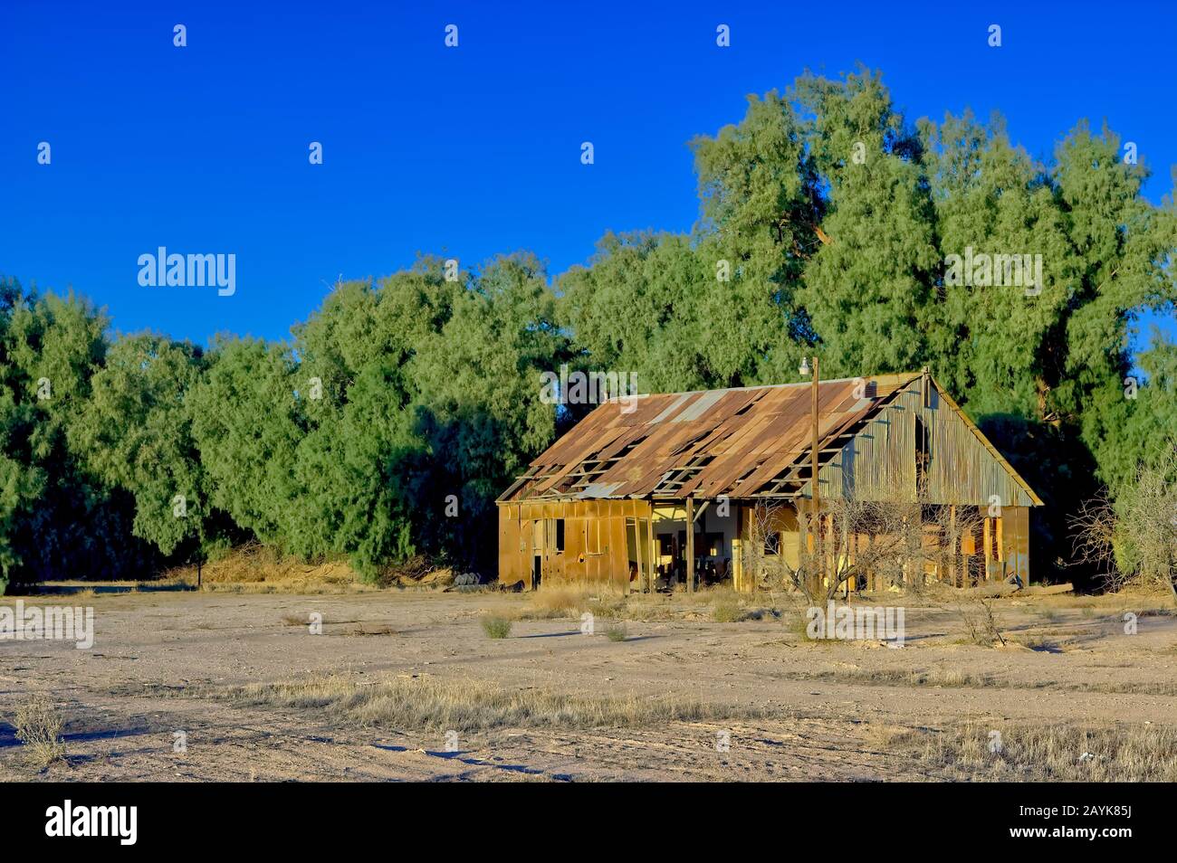 Old arizona farm house hi-res stock photography and images - Alamy