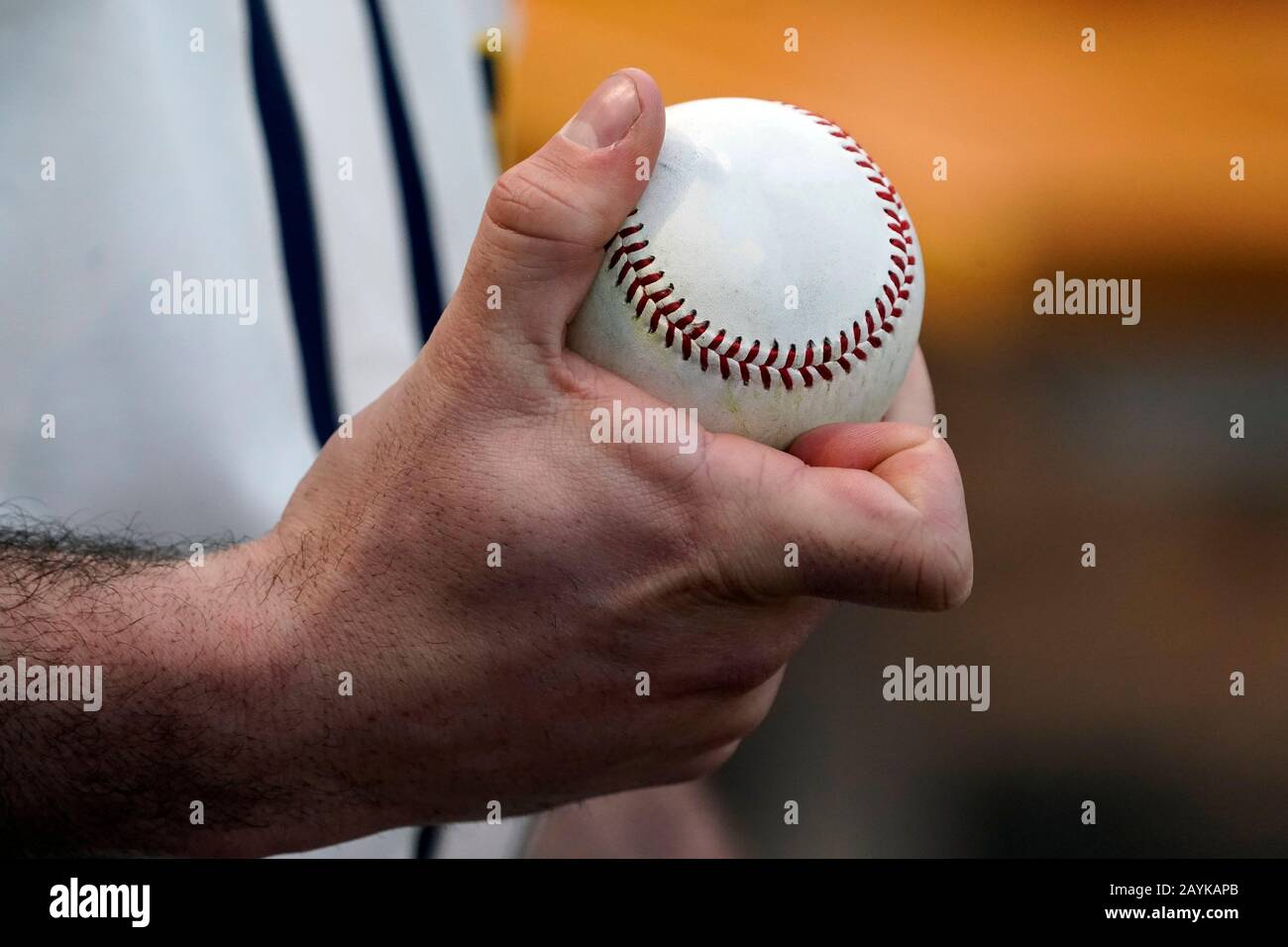 Fastball grip hi-res stock photography and images - Alamy