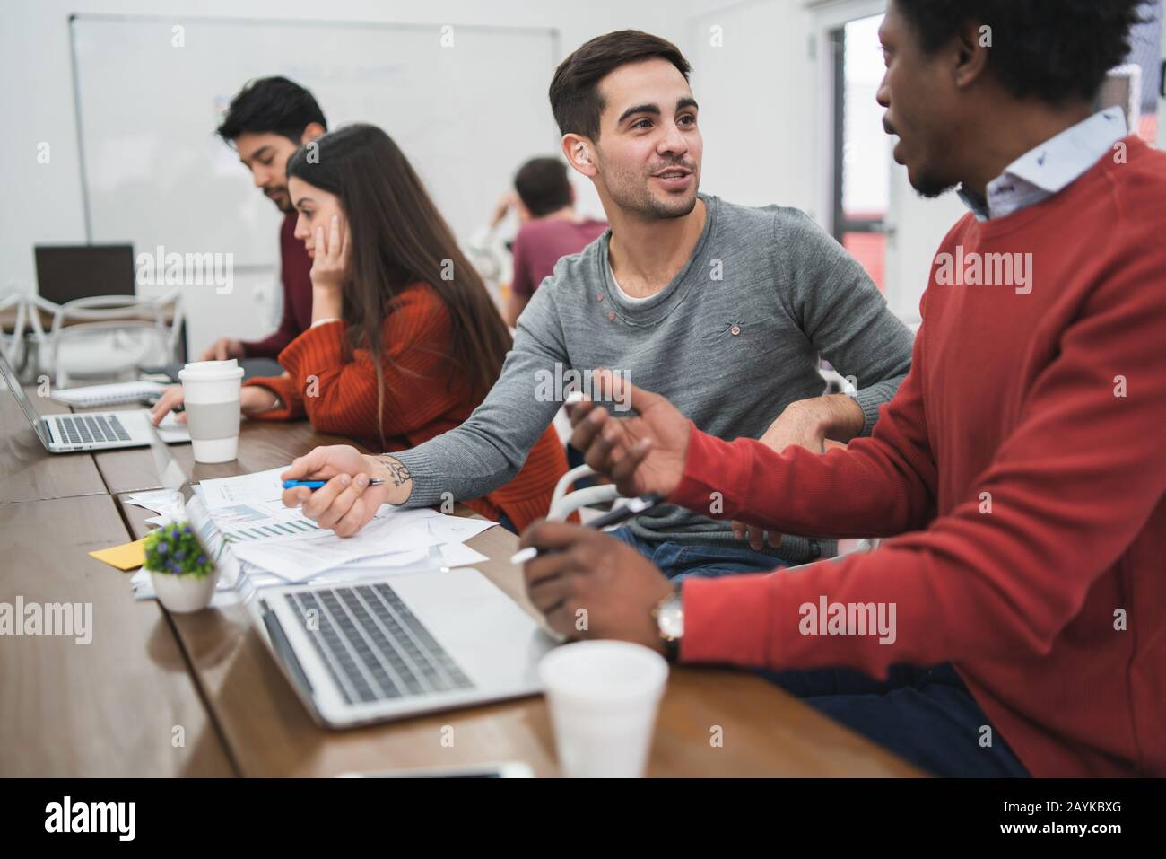 Planning together hi-res stock photography and images - Alamy