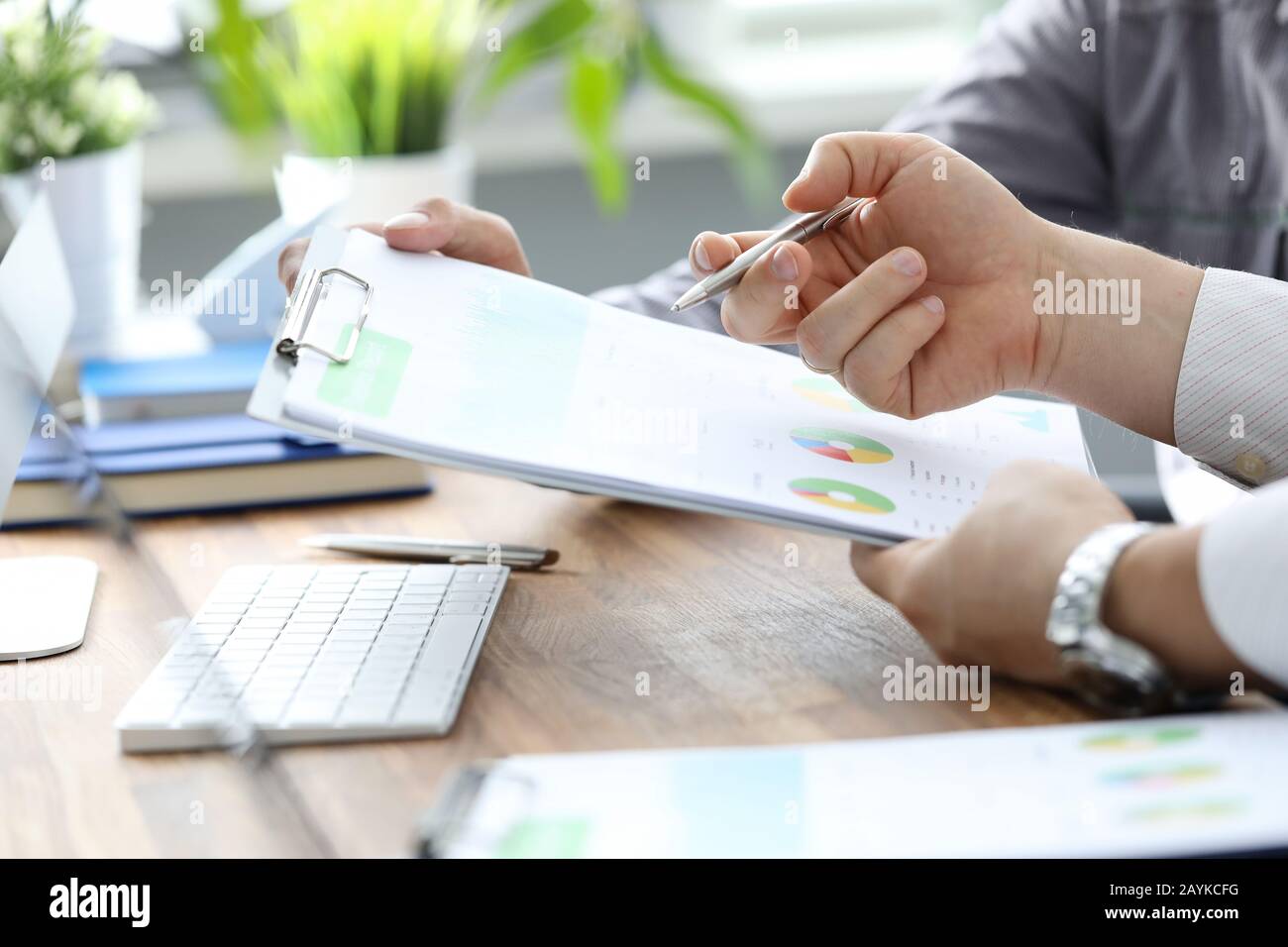Achievement project goal, implementation scope Stock Photo - Alamy
