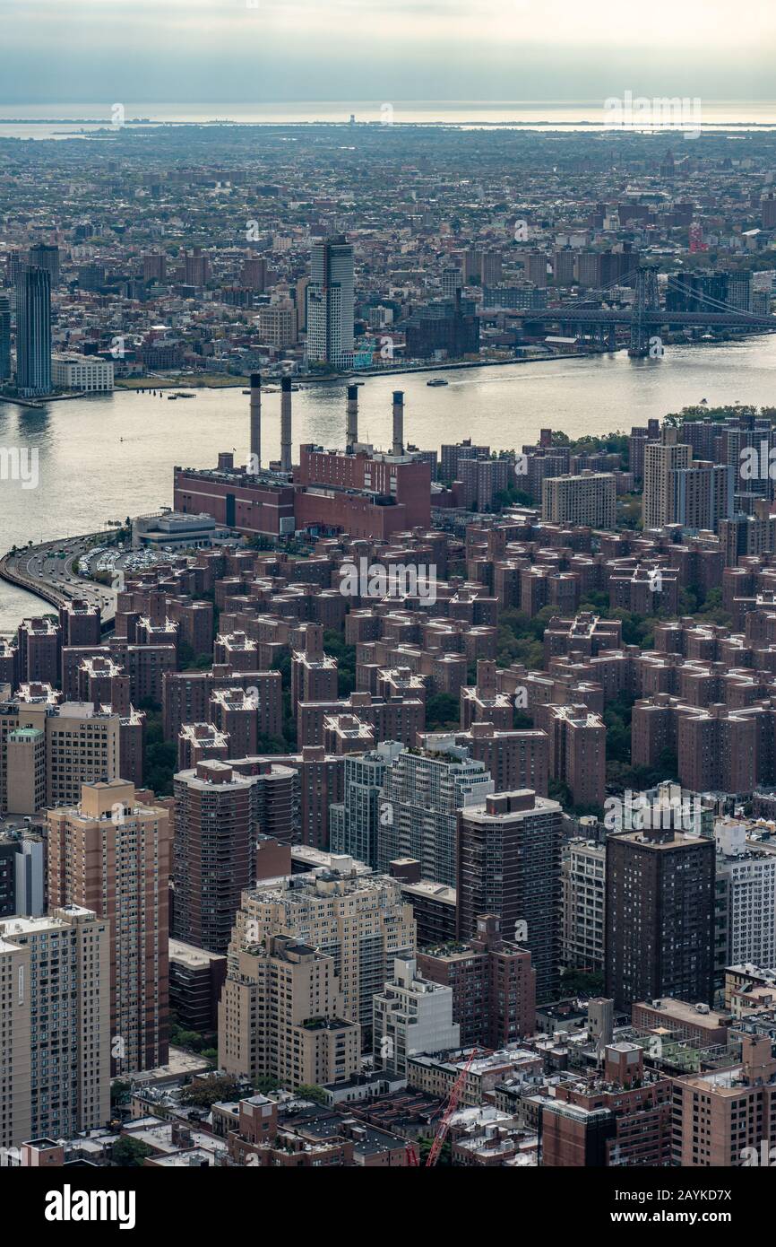 Lower manhattan aerial 2019 hi-res stock photography and images - Alamy