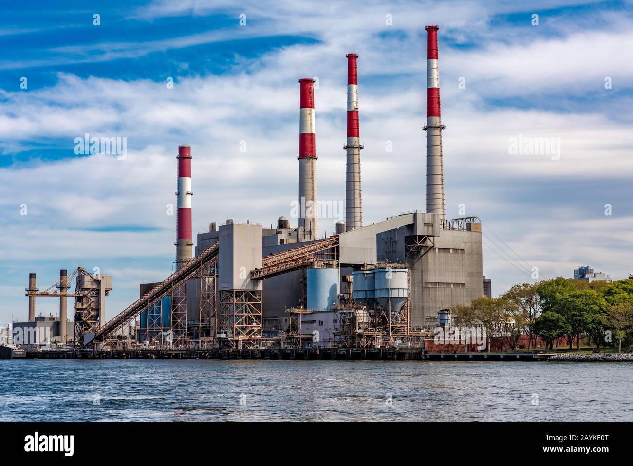 Power plant on riverside hi-res stock photography and images - Alamy